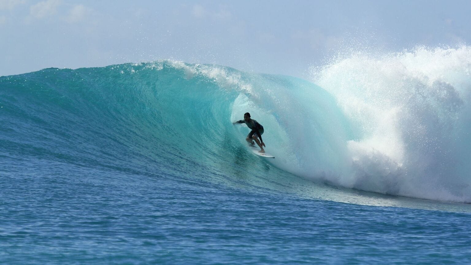 Top Advanced Surf Spots in Hawaii for Expert Surfers